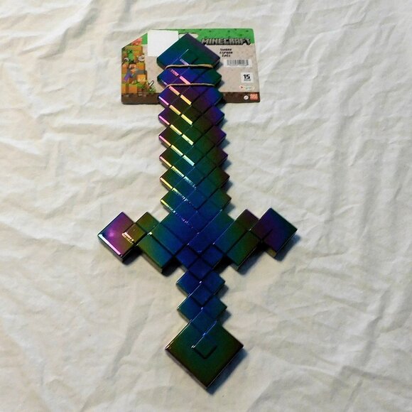Disguise | Toys | Minecraft Netherite Sword Iridescent Cosplay Mojang ...